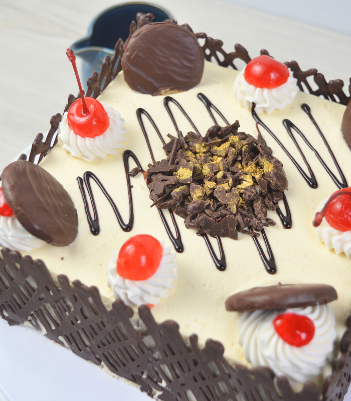 Luxe Cherry Square Cake - www.cake.lk